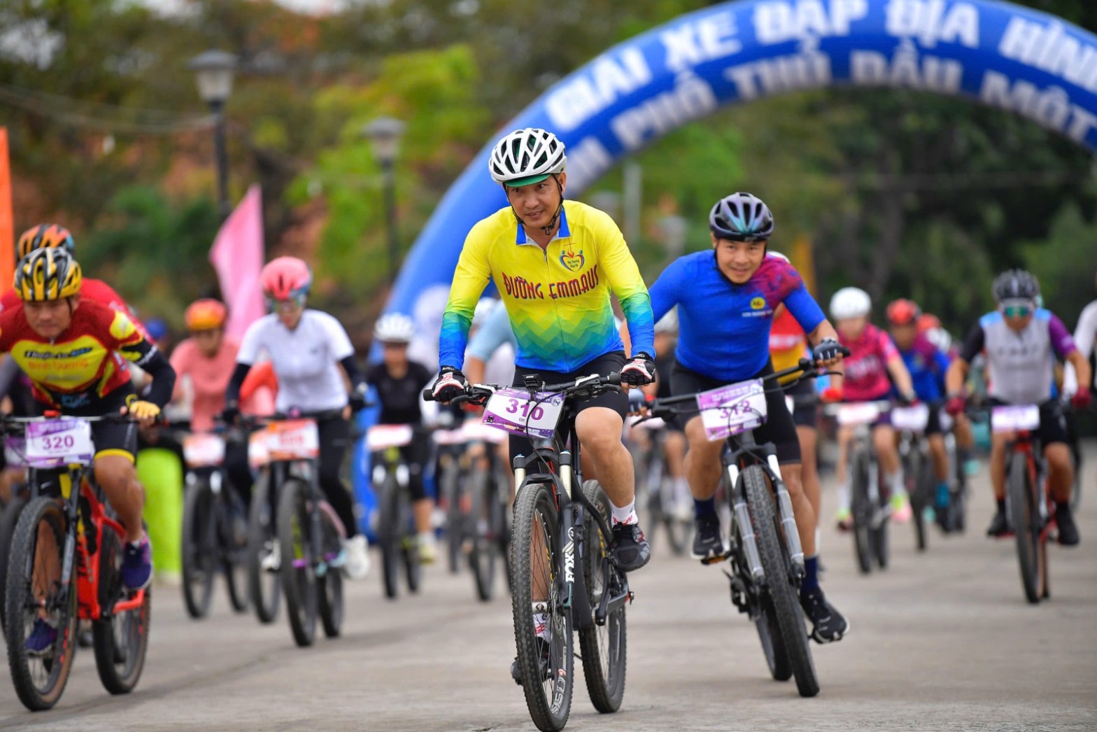 BINH DUONG: FROM WAR-TORN LAND TO A RISING ECONOMIC POWER – Mega Story